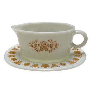 Pyrex | Dining | Vintage 7s Pyrex Butterfly Gold Gravy Boat Saucer ...